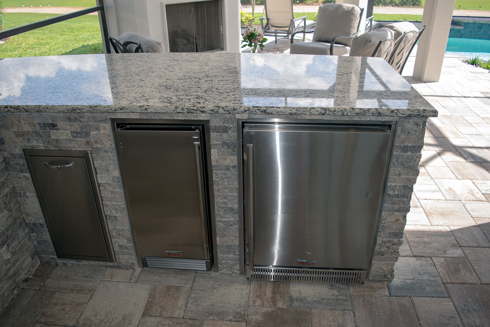 Granite and Stone Outdoor Kitchen - Elegant Outdoor Kitchens