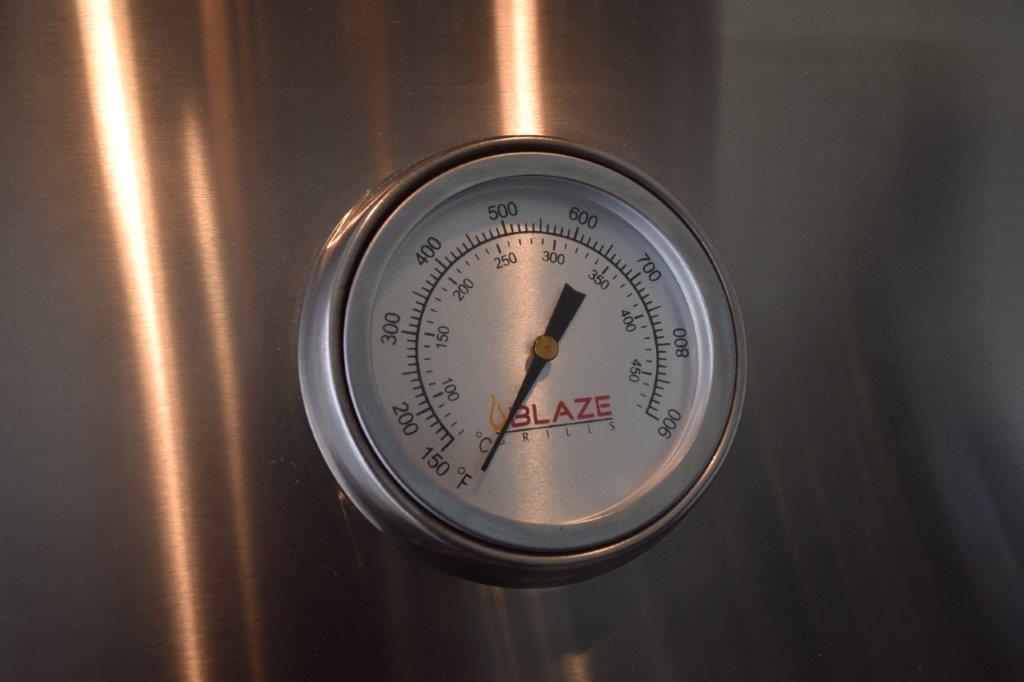 Pulte Pinnacle Model Barbecue Island Design - Elegant Outdoor Kitchens